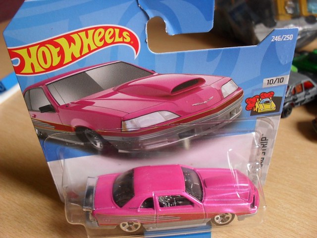 HOT WHEELS-FORD T-BIRD 1988