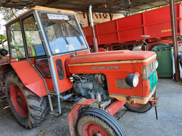 Zetor 4718 traktor