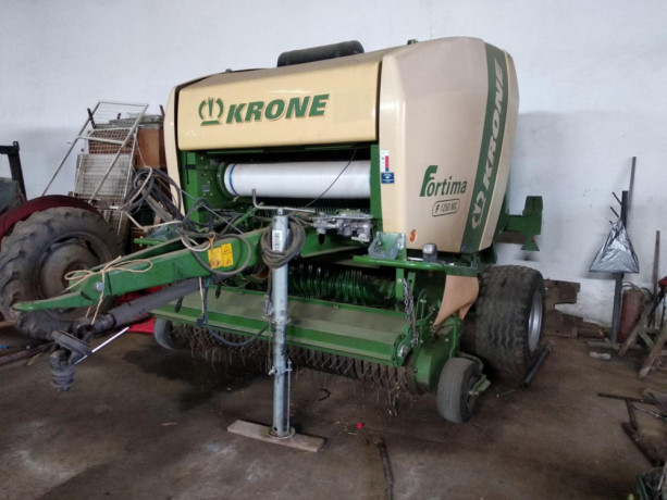 Prodajem presu za baliranje slame KRONE FORTIMA F1250