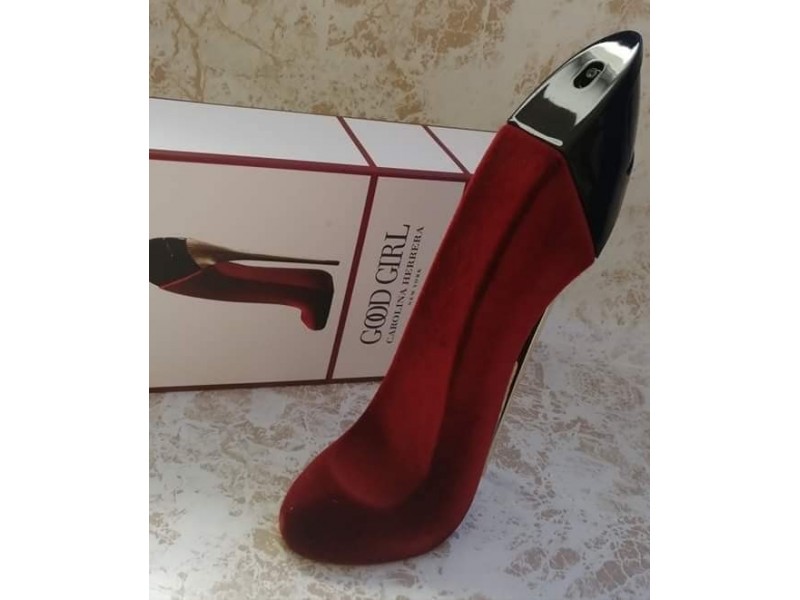 Carolina Herrera Velvet Fatale originalni tester parfem