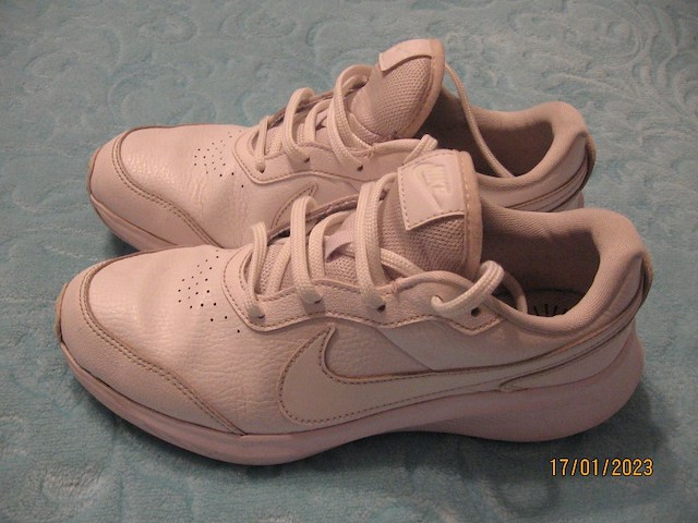 PATIKE NIKE **RUNFAST** BR 37.5/ 23.5 CM