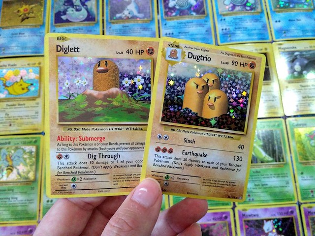 Pokemon 2 karte sijajuce - Diglett i Dugtrio - Pokemoni