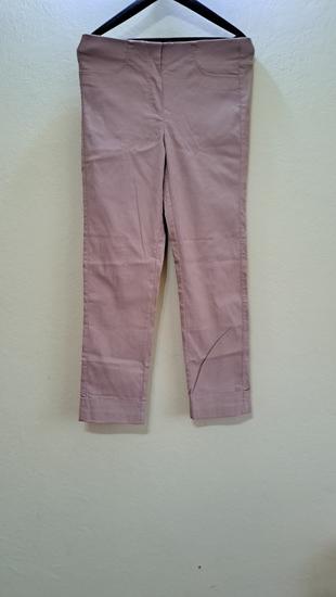 Puder roze pantalone