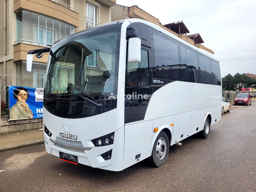 Novi Isuzu NOVOLUX 29+1 turistički autobus