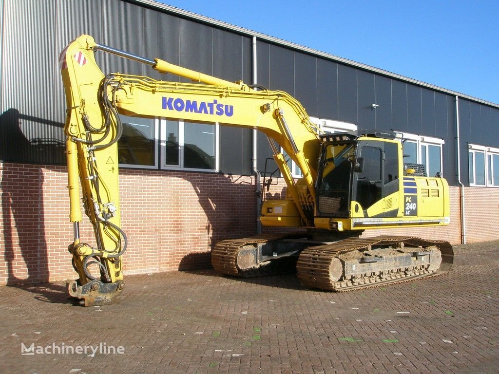 Komatsu PC 240LC-11 bager guseničar