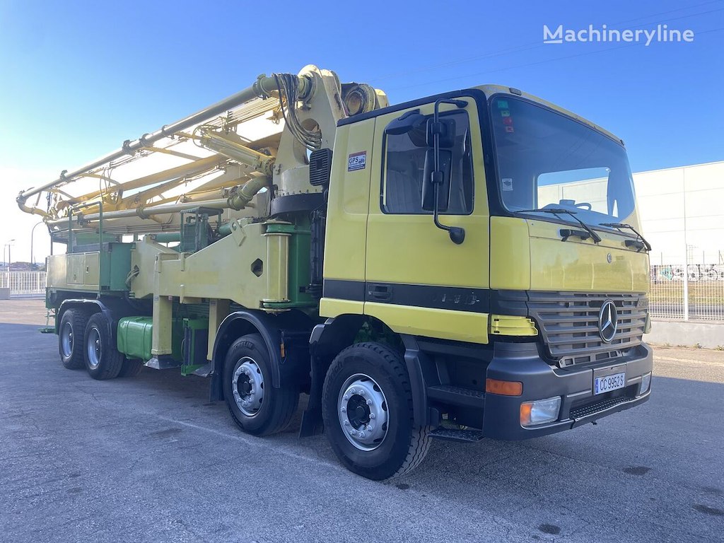 Schwing 42-4 na šasiji Mercedes-Benz Actros 4140 pumpa za beton