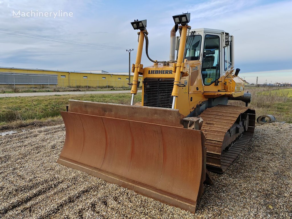 Liebherr PR724 buldožer