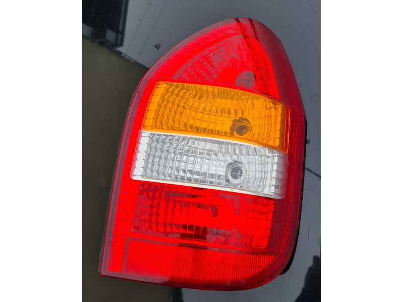 STOP LAMPA OPEL ZAFIRA