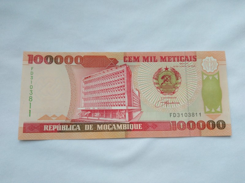 Mozambik 100.000 meticais,1993 god.UNC