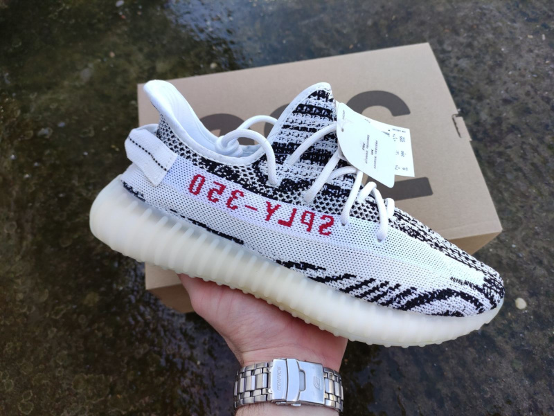 Adidas Yeezy Boost 350 V2 Zebra