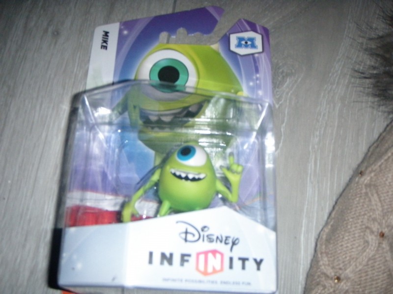 DISNEY MIKE INFINITY IGRACKA NOVO