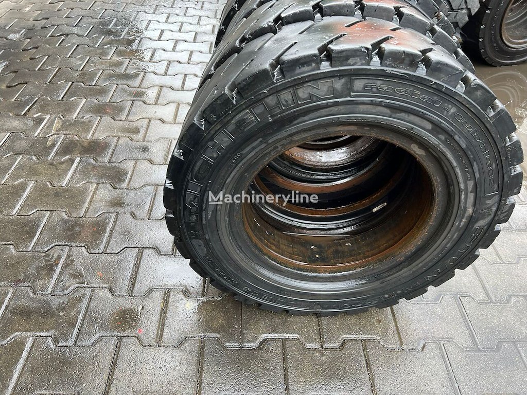 Anvelope stivuitor pneumatice cu camera Michelin 7.00 R15 guma za bagere