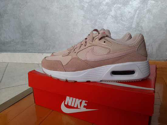 Nove ženske Nike Air Max patike broj 40