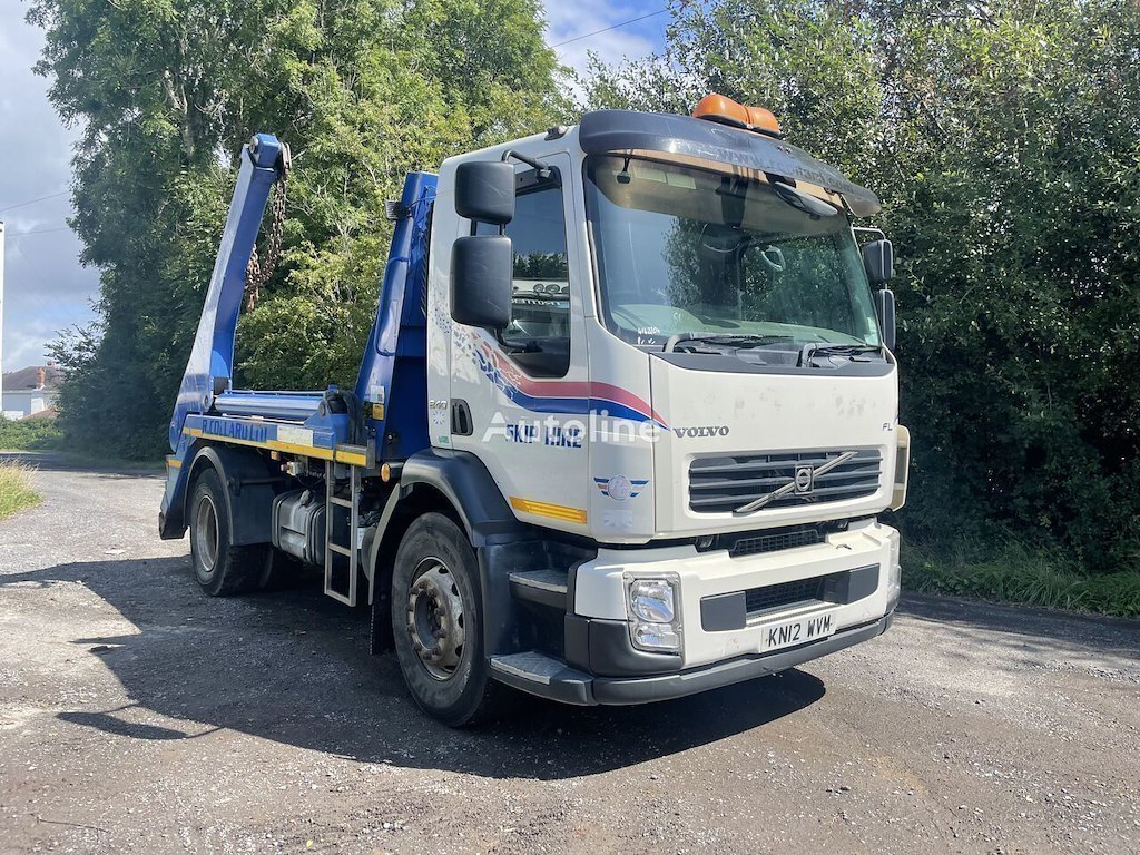 Volvo FL240 kamion autopodizač kontejnera