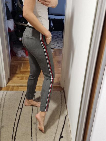 Zara poslovne pantalone