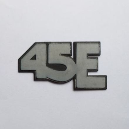 Znak samolepljivi 45E