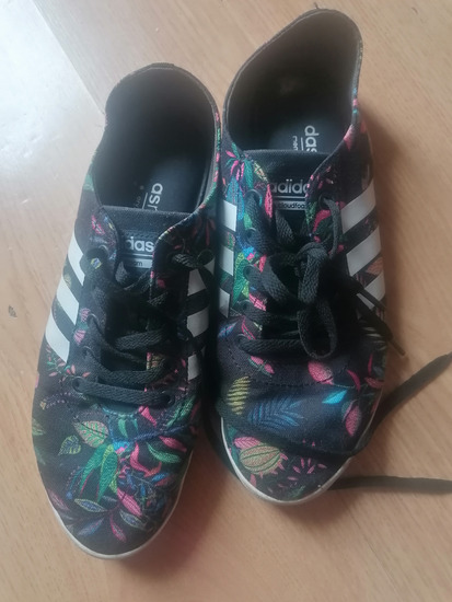 Adidas za trcanje br 38