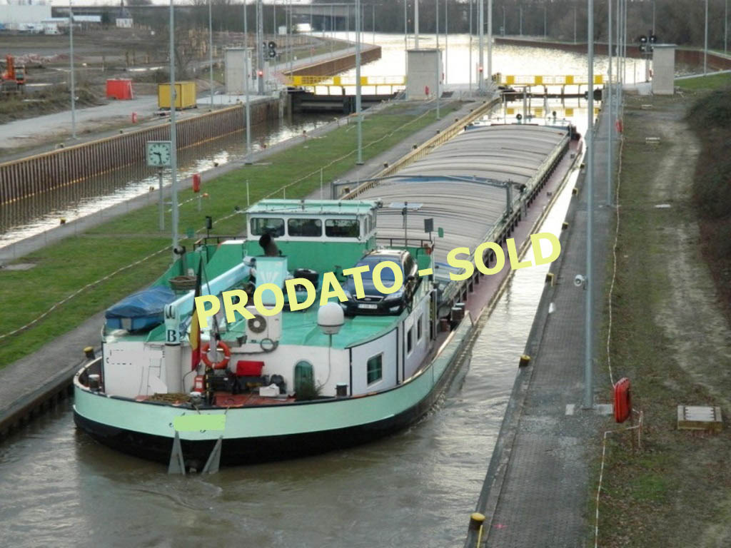 Samohodni motorni brod 2200 Ton