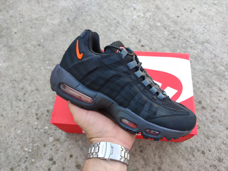 Nike Air Max 95 Black & Orange