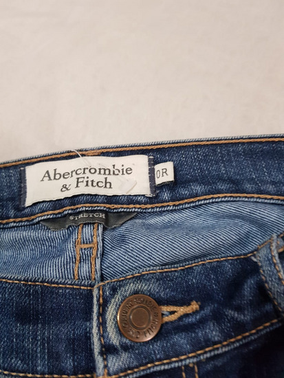 Abercrombie&Fitch original zenske farmerke