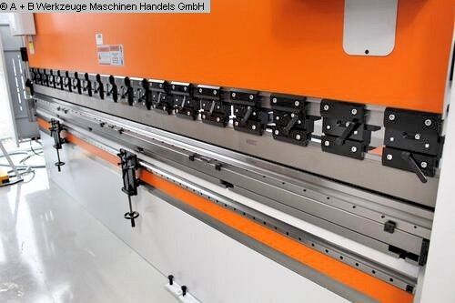 Nova ERMAK POWER BEND FALCON 3.135 mašina za savijanje limova