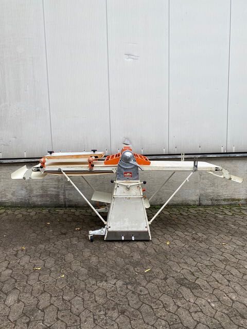 Fritsch Rollfix laminator za testo