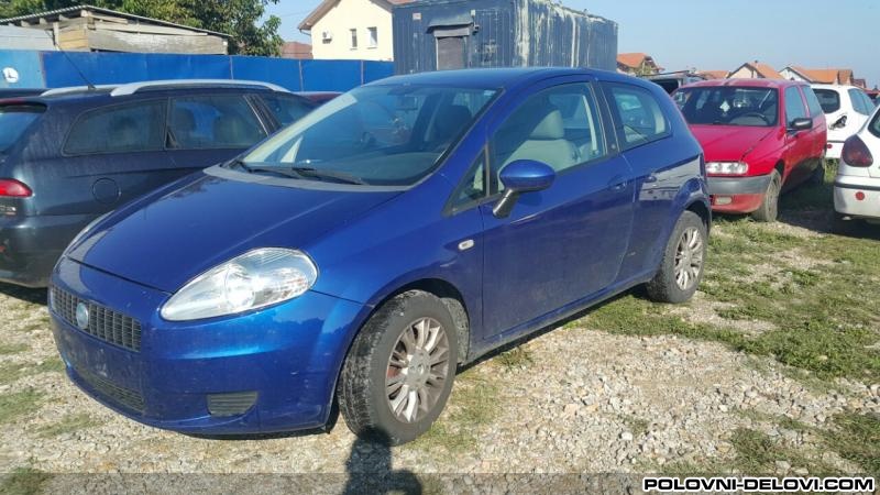 Fiat Grande Punto Benzin Dizel Kompletan Auto U Delovima