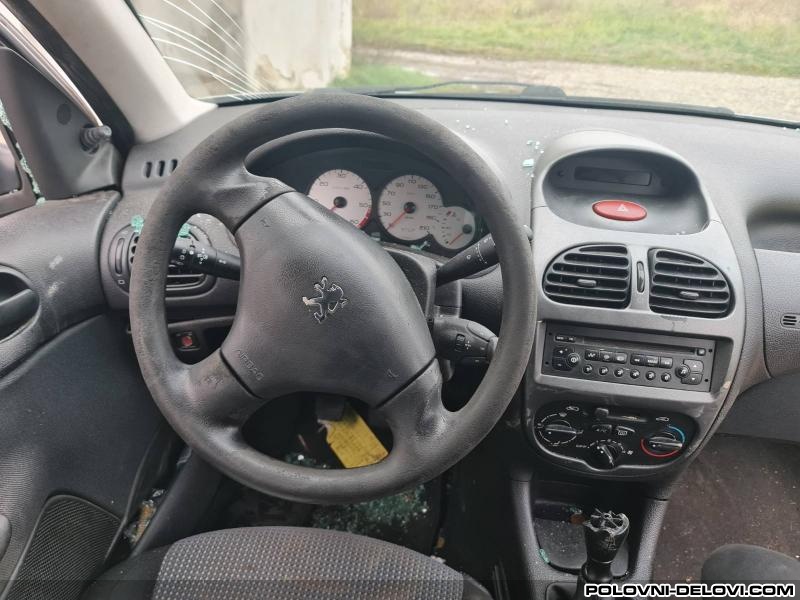 Peugeot 206 2.0 HDi Enterijer