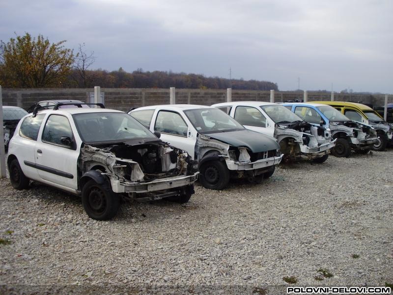 Renault Clio II I Kompletan Auto U Delovima