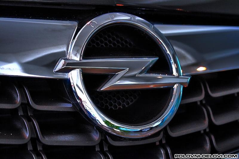 Opel Astra Kompletan Auto U Delovima