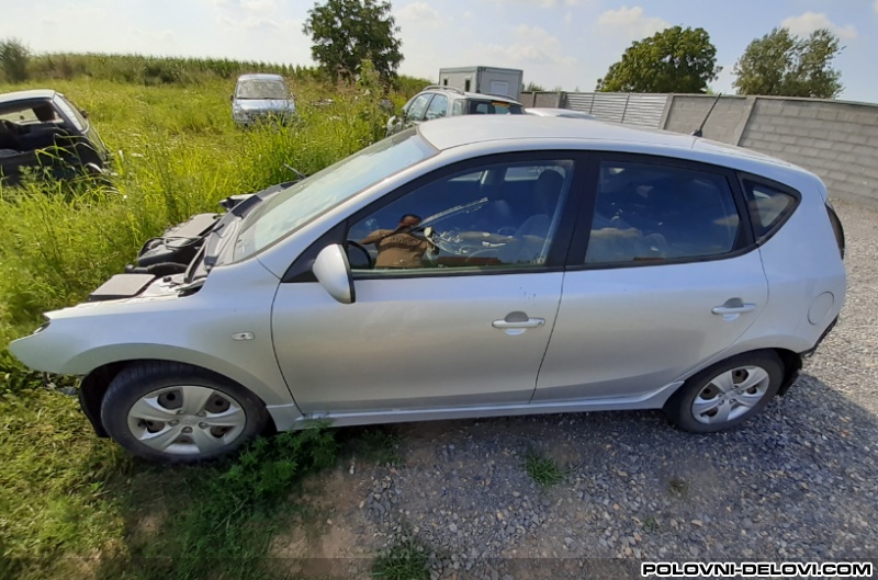 Hyundai I30 Kompletan Auto U Delovima