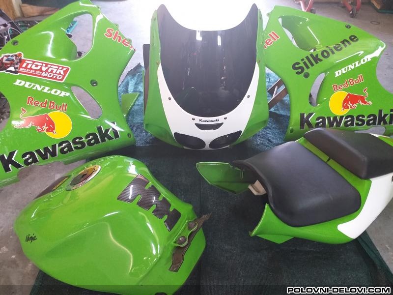 Kawasaki Zx-7r Polovni delovi Kompletan motor u delovima