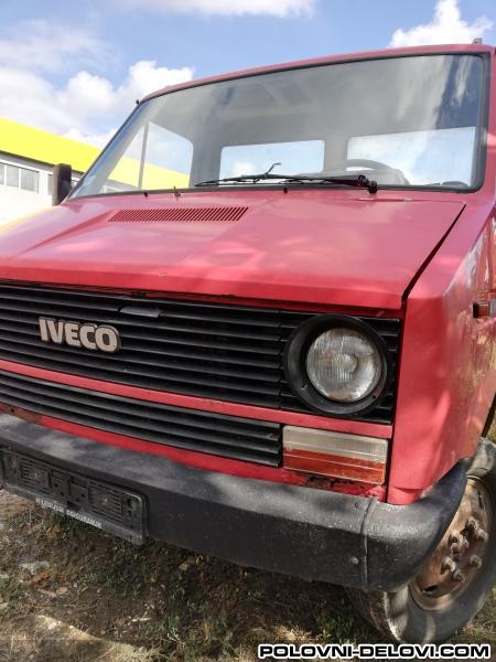 Iveco RIVAL Kompletan Auto U Delovima