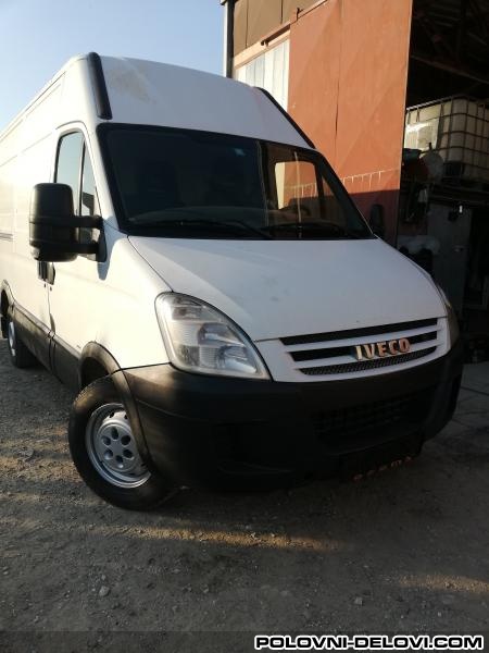 Iveco DAILY Kompletan Auto U Delovima