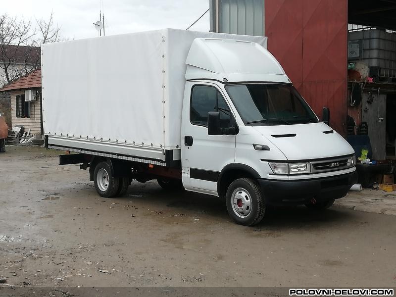 Iveco DAILY Kompletan Auto U Delovima