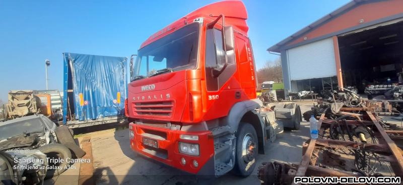 Iveco kursor 8 delovi Kompletan Auto U Delovima