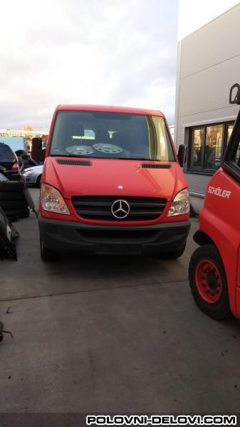 Mercedes Sprinter Motor i Delovi Motora