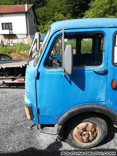 Zastava 35.8 Kompletan Auto U Delovima