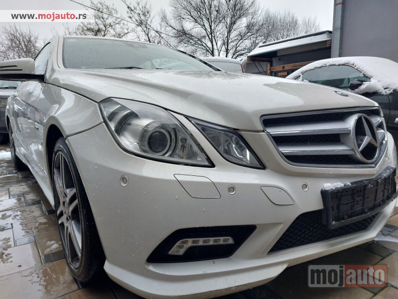 Mercedes E 250 cdi Coupe W207 delovi