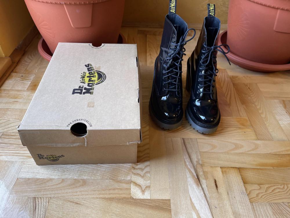 Zenske martinke Dr Martens Kendra 38