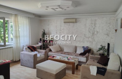 Zemun, Altina, Dobanovački put 2. deo, 5.0, 208m2, 350000EUR