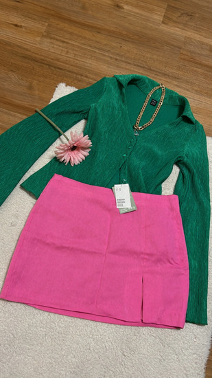 Zelena bluza/pink suknja komplet 1200din!!!!