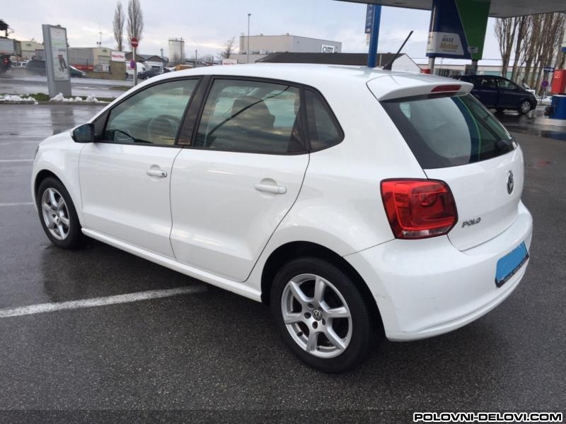 Volkswagen Polo 1.6 TDI DELOVI Kompletan Auto U Delovima