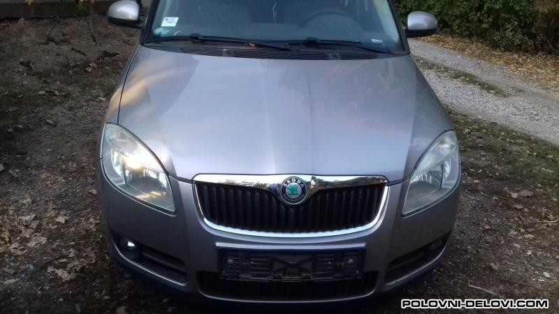 Skoda Fabia Kompletan Auto U Delovima