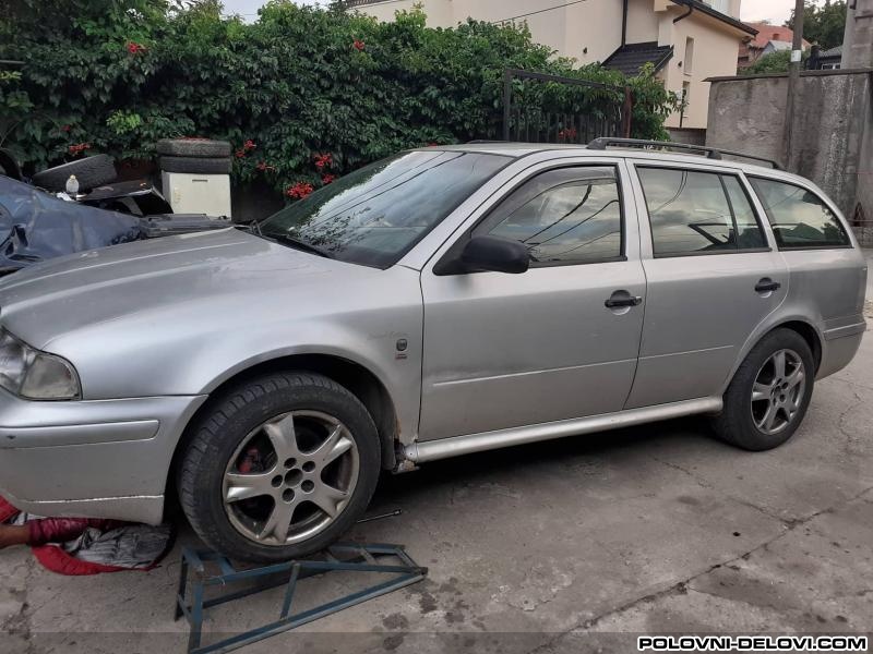 Skoda Octavia Motor I Delovi Motora