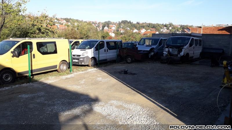 Opel Vivaro Kompletan Auto U Delovima