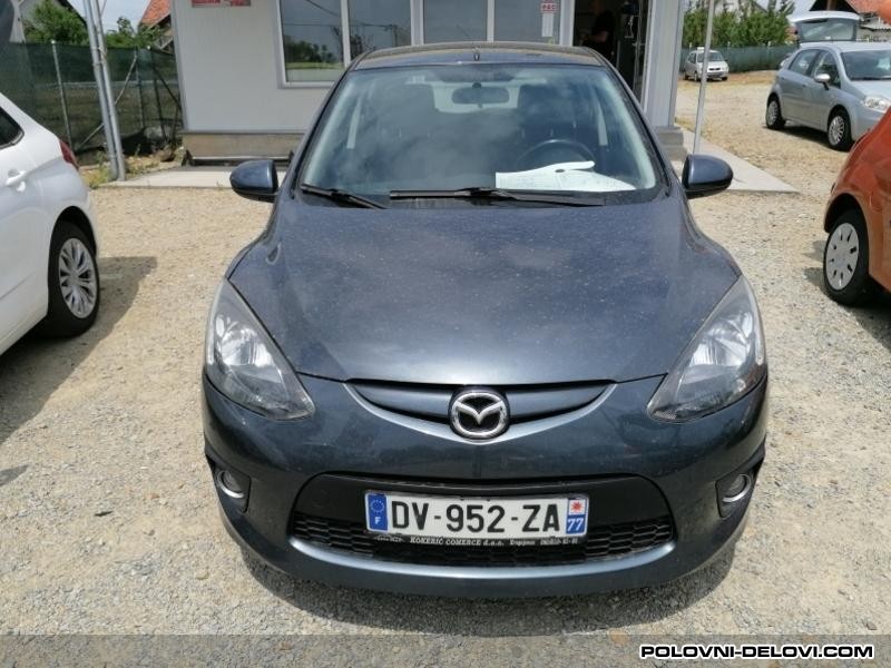 Mazda 2 1.4 D Kompletan Auto U Delovima