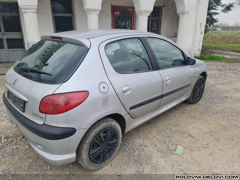 Peugeot 206 1.4hdi Motor I Delovi Motora