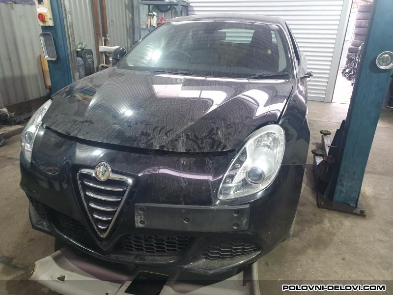 Alfa Romeo Giulietta 1.4 Tb Multiair Kompletan Auto U Delovima