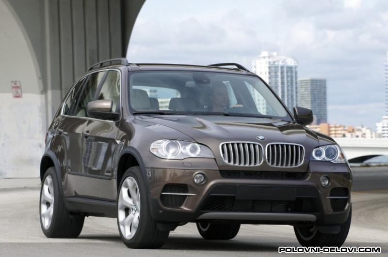 BMW X5 Kompletan Auto U Delovima